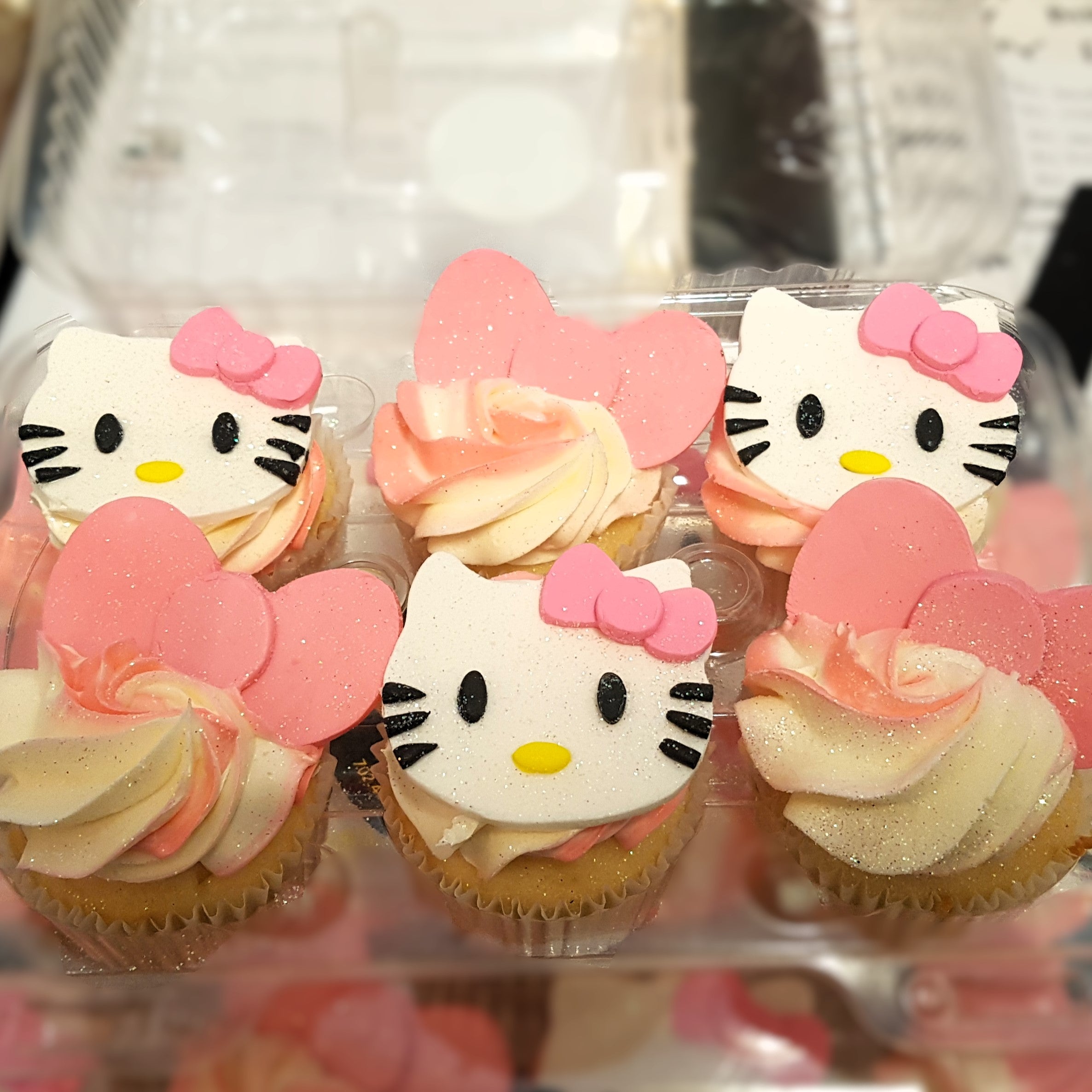Hello Kitty Cupcakes | Hello Kitty Collection | Party Favor – Rolling In Dough Bakery