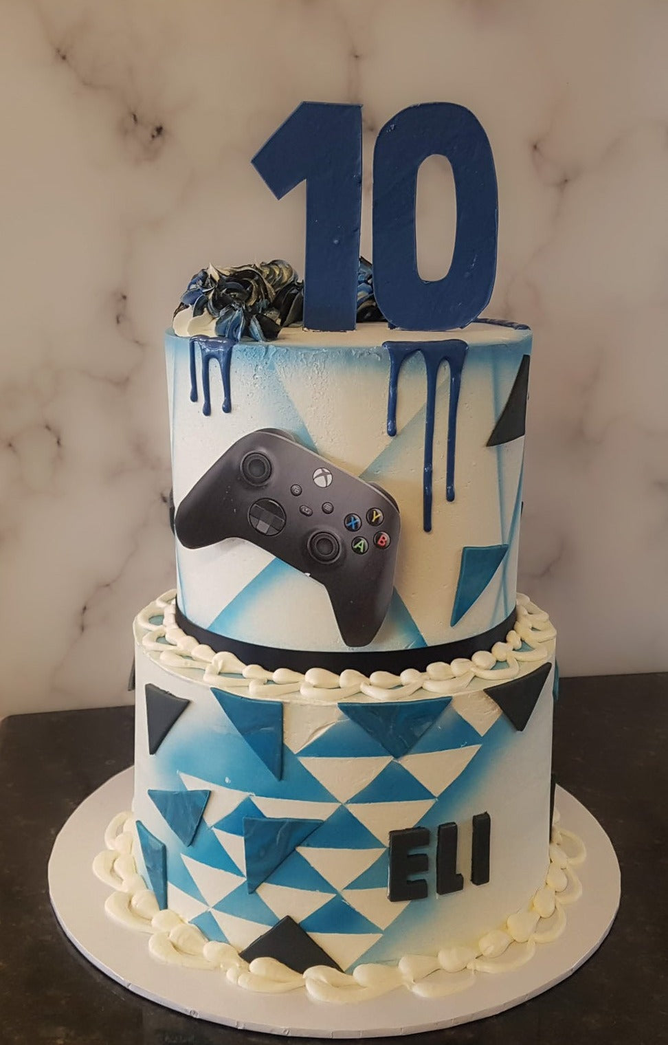 X-box Cake | Gamer Cake | Game Controller Cake – Rolling In Dough Bakery