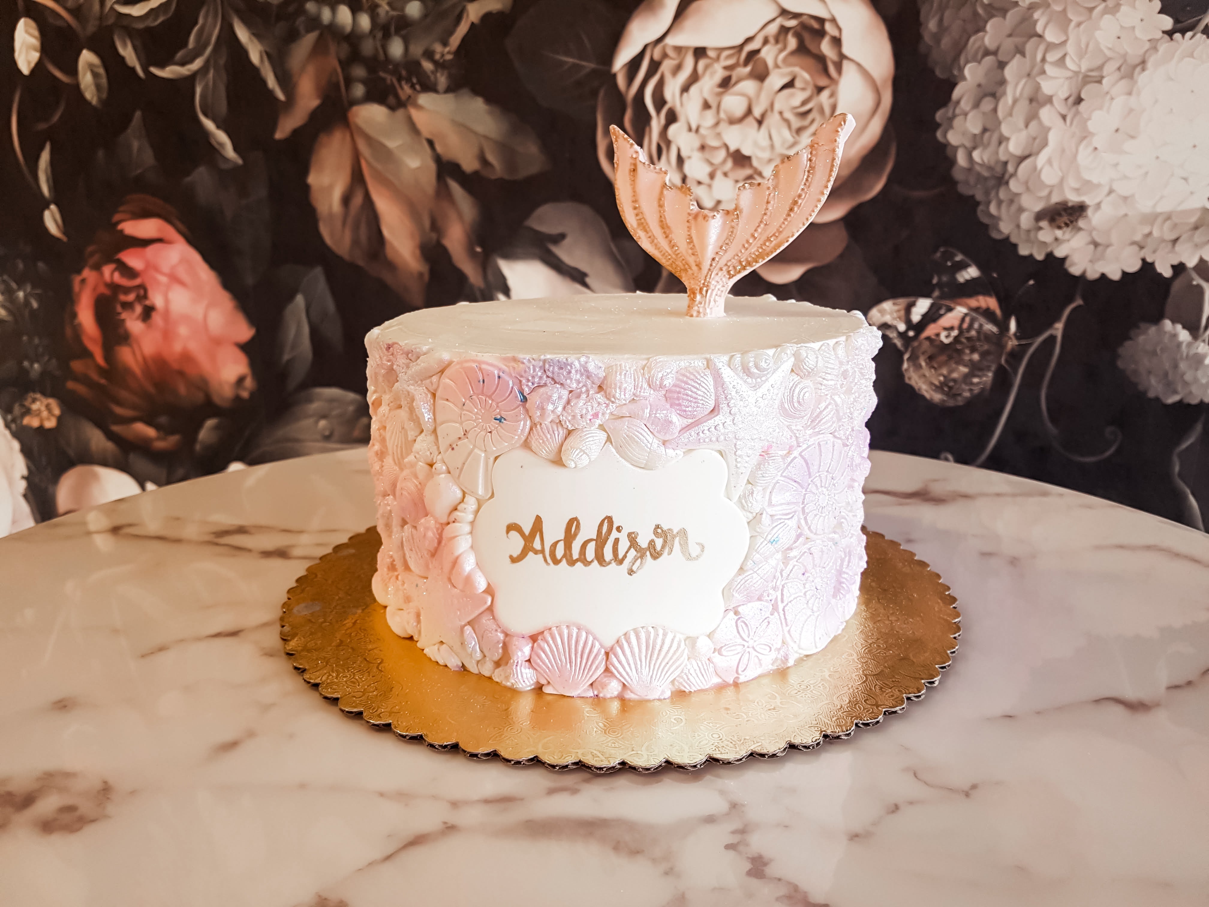 Mermaid and Seashells – Rolling In Dough Bakery